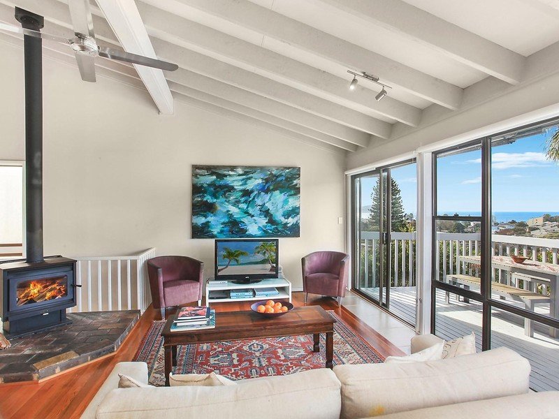 13 PARRY AVENUE, TERRIGAL